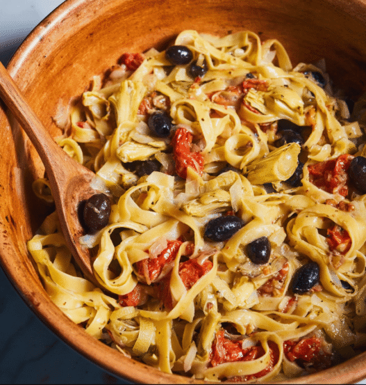 One Pot Mediterranean Pasta Recipe - Quick & Healthy Dinner Idea